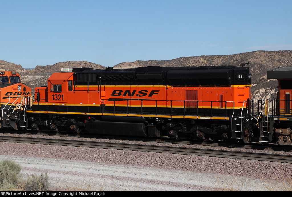 BNSF 1321